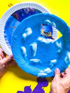 Aladdin DIY Craft: A Whole New World - PositiveLeePeilin