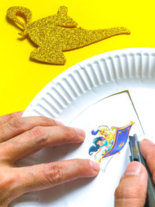 Aladdin DIY Craft: A Whole New World - PositiveLeePeilin
